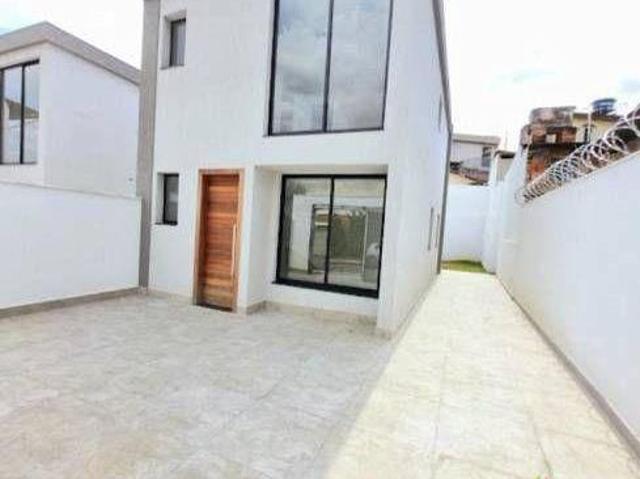 Casa de luxo com 3 quartos à venda, 180 m² por R$ 1.090.000 Santa Cruz Belo Horizonte/MG