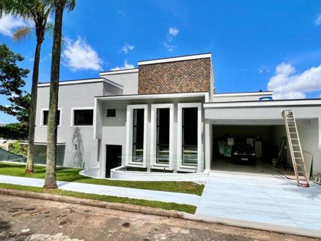 Casa de Luxo com 760 m² no Condomínio Vale do Itamaracá – Valinhos | 5 Suítes, Lazer Completo e Tecn