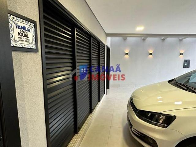 Casa de luxo Condomínio Raros 4 quartos 3 suítes