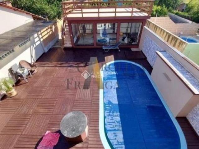 CASA DE LUXO CAMAQUA
