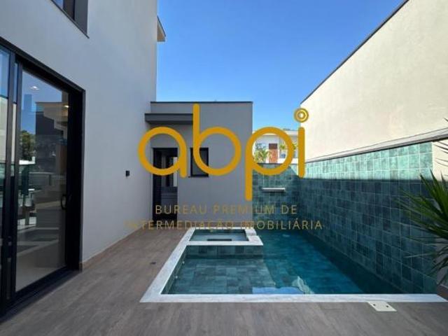Casa de Luxo à Venda em Vila Suíça, Indaiatuba SP: 4 Quartos, 4 Suítes, 3 Salas e Piscina! Aquele In