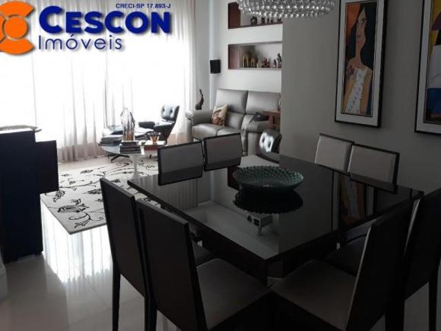 Casa de Luxo à Venda em Condomínio na Aldeia da Serra Barueri SP 3 Quartos, 3 Suítes, 2 Salas, 6