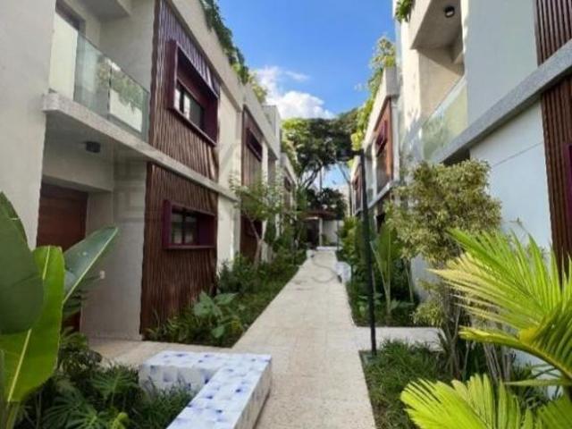 Casa de luxo à venda em condomínio no Campo Belo. Nova, com Elevador, pronto para morar, 3 suítes, 5