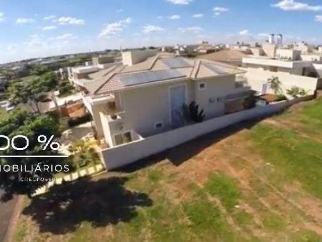 Casa de Luxo à Venda em Condomínio Exclusivo em São José do Rio Preto Parque Residencial Damha V