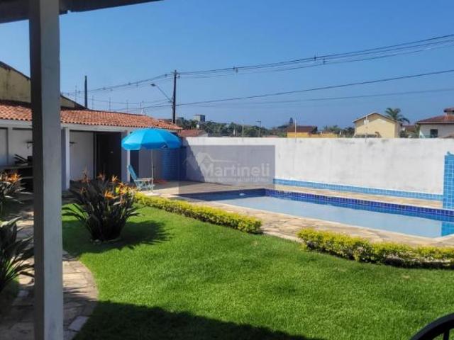 Casa de Luxo à Venda em Itanhaém SP, Santa Terezinha 4 quartos, 4 suítes, 6 banheiros, 327m² de ár