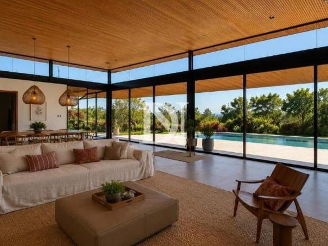 Casa de Luxo à Venda em Itu | 670 m² | 5 Suítes | Vista Permanente para o Pôr do Sol