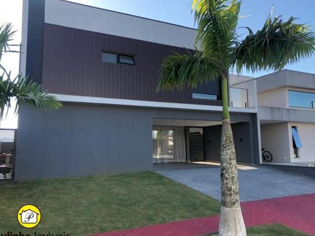 Casa de luxo à venda em Peruíbe SP, CONDOMINIO Flora Rica 1: 4 quartos, 3 suítes, 3 salas, 5 banheir