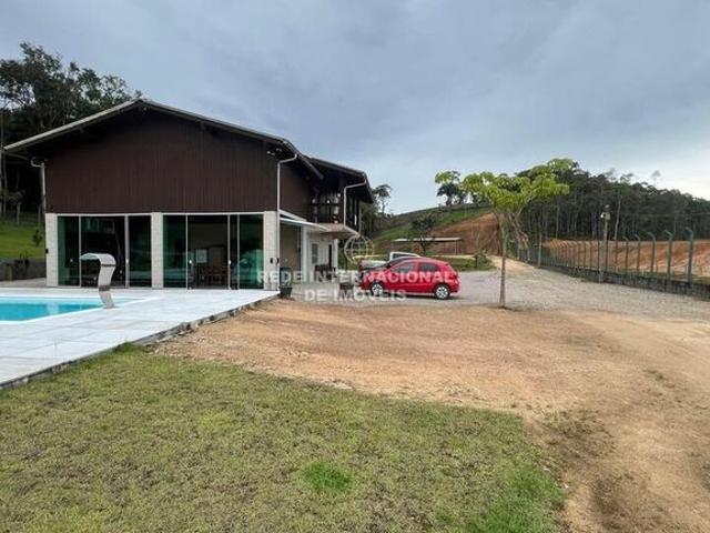 Casa de luxo à venda Gaspar, Santa Catarina