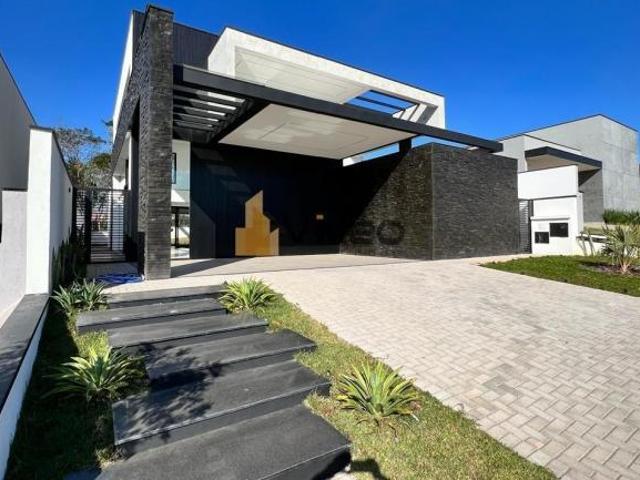 Casa de Luxo à Venda no Alphaville Nova Esplanada 4, Votorantim 3 Suítes, Piscina e Vista Panorâmi