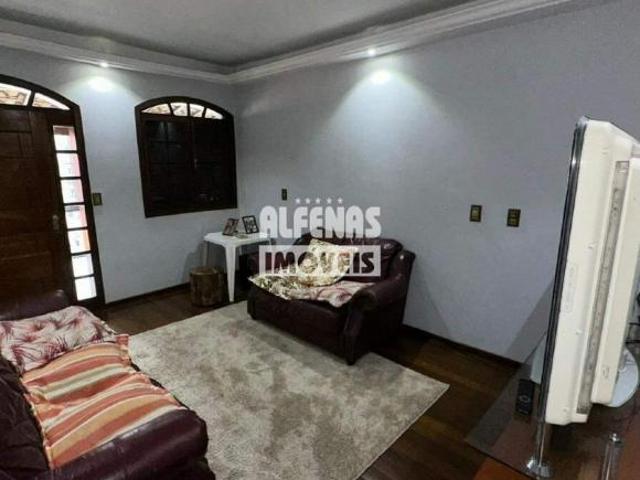 Casa de LUXO à VENDA no Bairro ELDORADO