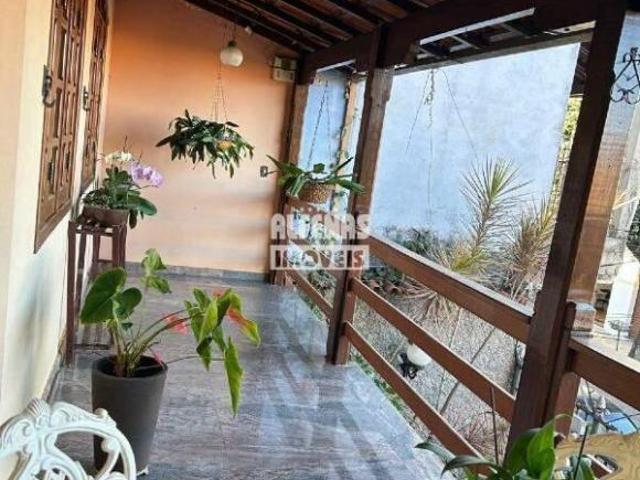 Casa de LUXO à VENDA no bairro VERA CRUZ