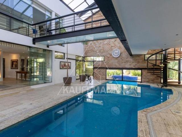 Casa de Luxo à Venda no City Boaçava: 5 Dormitórios, 5 Suítes, 8 Vagas, 1.138m²