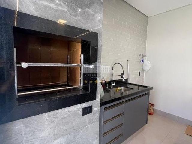 Casa de Luxo a Venda no Condominio Fechado!