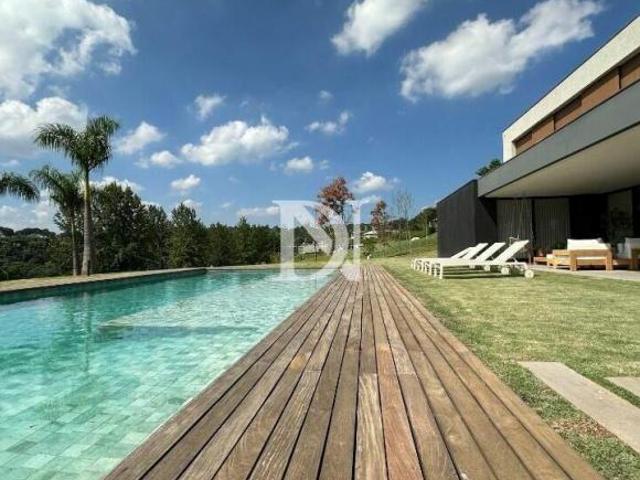 Casa de Luxo à Venda no Condomínio Quinta da Baroneza – Bragança Paulista/SP
