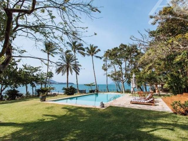 Casa de Luxo à venda em Ilhabela,6 suítes, pier, poita, piscina, escritura definitiva