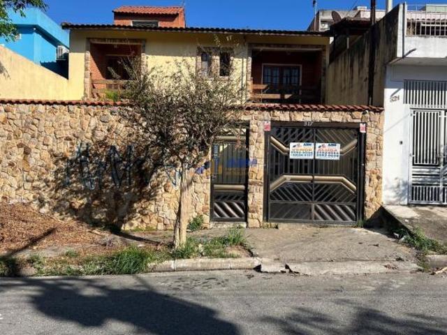 Casa de Luxo a Venda ou Locacao em Sao Paulo Jardim Santa Maria: 5 Quartos, 3 Suites, 3 Salas, 5 B