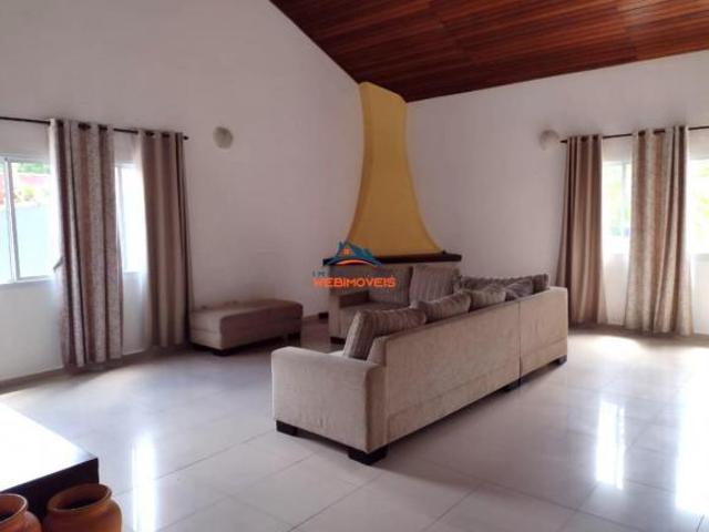 Casa de luxo em condomínio: 4 quartos, 3 suítes, 3 salas, 5 banheiros, 5 vagas Vargem Grande Pauli
