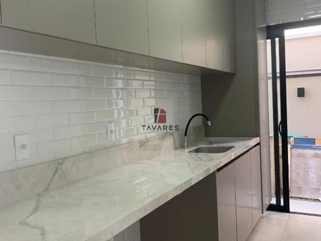 Casa de luxo em condomínio, 4 quartos, 4 suítes, 2 salas, 2 vagas, 305,39m², Parque Brasil 500, Paul