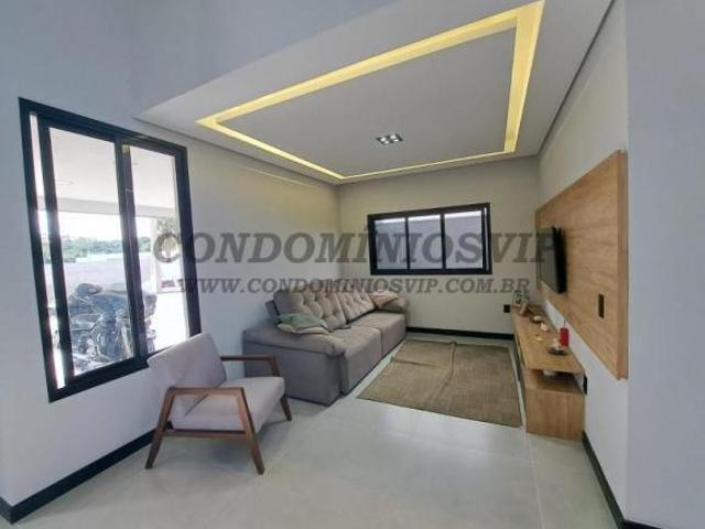 Casa de luxo em condomínio: 4 quartos, 4 suítes e 300m² em Votorantim SP, no Villágio Di Capri