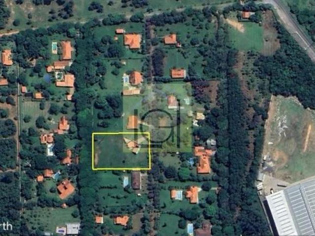 Casa de luxo em condomínio, 5 quartos, 2 suítes, Vila Swevia, Itu SP 200m², 4 vagas de garagem