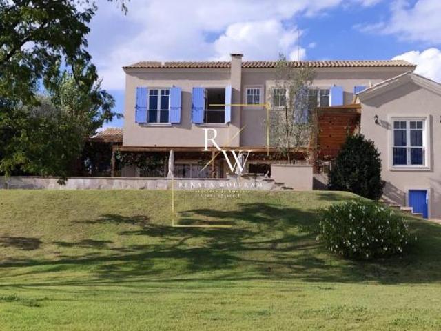 Casa de Luxo em Condomínio: 7 quartos, 5 suítes, 3 salas, 9 banheiros, 7 vagas e 688m² em Itu SP, Co
