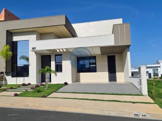 Casa de luxo em condomínio: 3 quartos, 3 suítes, 2 salas, 5 banheiros, 4 vagas de garagem em Indaiat
