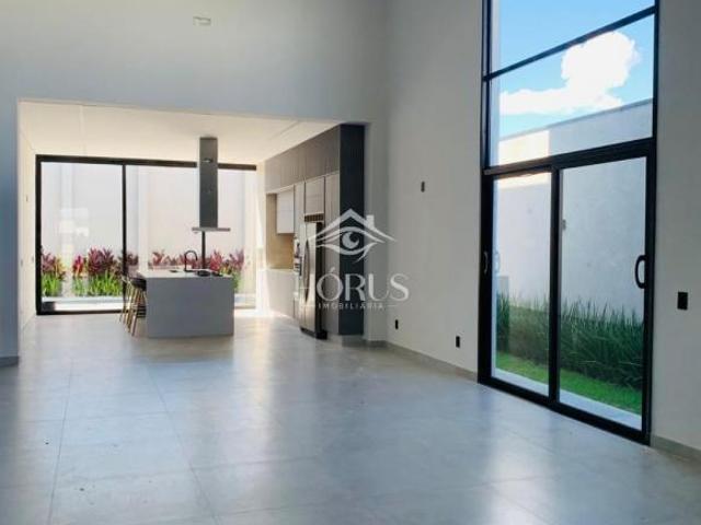Casa de luxo em condomínio: 3 quartos, 3 suítes, 4 vagas na garagem em Jardim Theodora, Itu SP 225