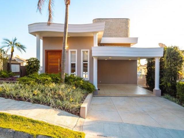 Casa de Luxo em Condomínio: 3 Suítes, 4 Banheiros, 4 Vagas na Jardim Vila Paradiso, Indaiatuba SP