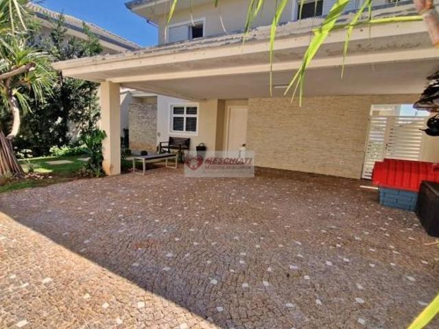 Parque Residencial de Luxo em Campinas SP: Casa de 4 suítes, 3 salas, 6 banheiros e 4 vagas no Lotea