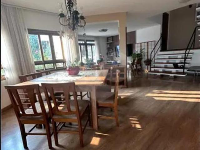 Casa de luxo em condomínio à venda em Atibaia SP 3 quartos, 3 suítes, 3 salas, 4 vagas, 350m² Cond