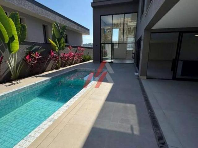 Casa de Luxo em Condomínio à Venda em Alphaville, Santana de Parnaíba SP: 53 Quartos, 53 Suítes, 3 S