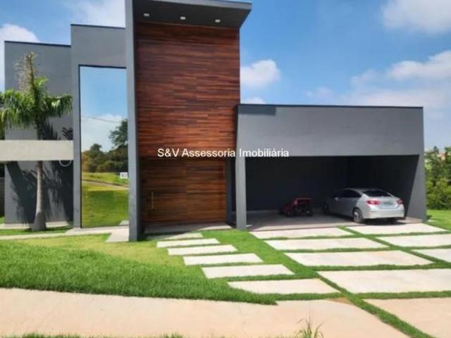 Casa de Luxo em Condomínio à Venda em Araçoiaba da Serra SP: 4 Quartos, 4 Suítes, 6 Banheiros, 5 Vag
