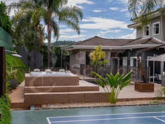Casa de Luxo em Condomínio à Venda em Bragança Paulista SP: 4 Quartos, 4 Suítes, 2 Salas, 6 Banheiro
