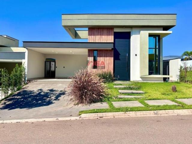 Casa de luxo em condomínio à venda em Itu SP 3 suítes | 4 vagas de garagem 200m² Piscina Lot