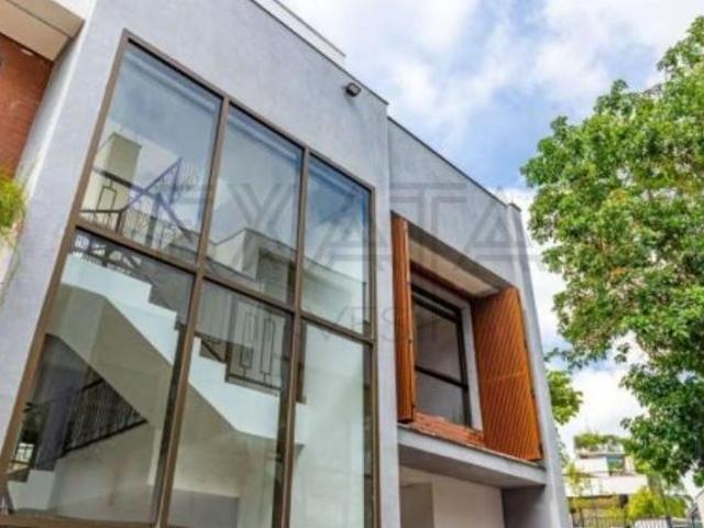 Casa de luxo em condomínio à venda em São Paulo 4 quartos, 4 suítes, 5 salas e 684m² de área Jar