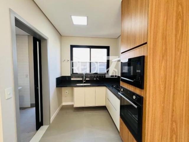 Casa de luxo em condomínio à venda em Valinhos SP, no bairro Roncáglia: 3 quartos, 3 suítes, 3 salas