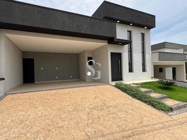 Casa de luxo em condomínio à venda em Valinhos SP