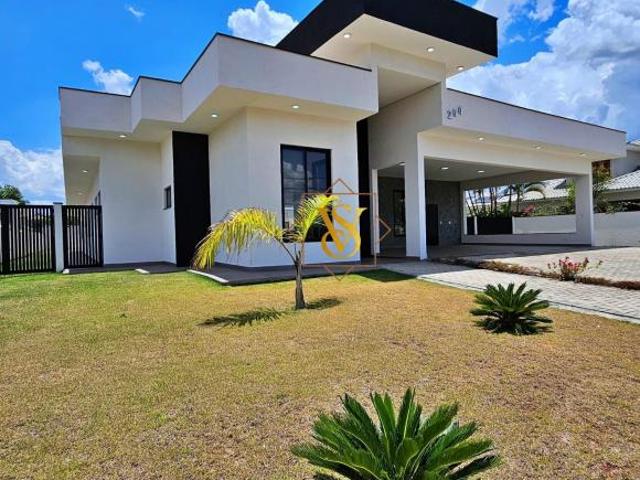 CASA DE LUXO EM CONDOMINIO ALTO PADRÃO EM ITU SP 1500M²