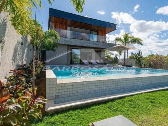 Casa de luxo em condomínio beira lago em Caldas Novas