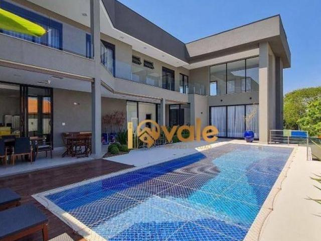 Casa de luxo em condomínio com projeto contemporâneo à venda no bairro Urbanova, Reserva do Paratehy