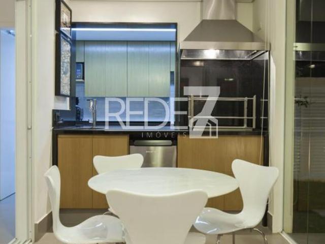 Casa de Luxo em Condomínio Exclusivo 3 Quartos, 3 Suítes, 3 Salas em Campinas SP Bairro das Palm