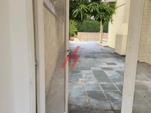 Casa de Luxo em Condomínio Exclusivo em Alphaville Conde II, Barueri SP 3 quartos, 3 suítes, 3 sal