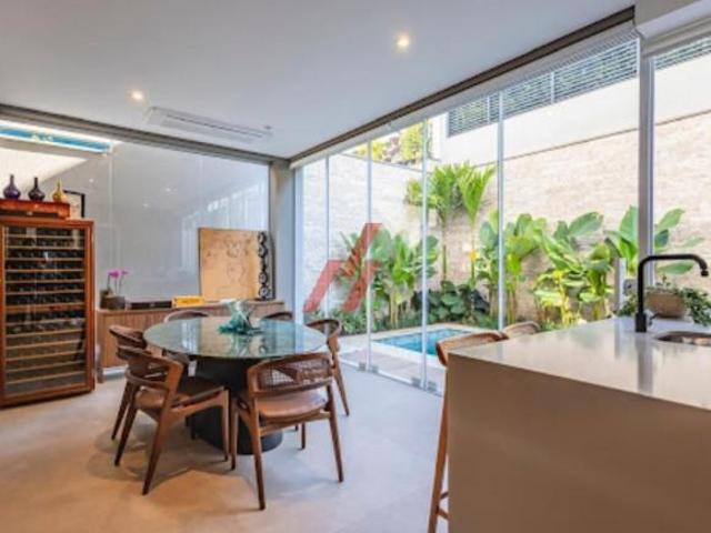 Casa de luxo em condomínio exclusivo no Tamboré, Santana de Parnaíba SP: 4 quartos, 4 suítes, 3 sala