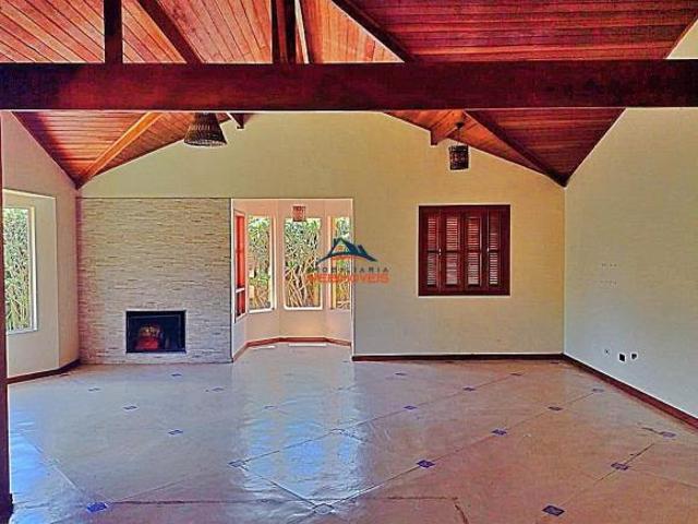 Casa de Luxo em Condomínio Los Alamos, Vargem Grande Paulista SP: 2 quartos, 2 suítes, 2 salas, 3 ba