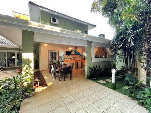 Casa de luxo em condomínio no Altos de São Fernando, Jandira SP: 4 quartos, 4 suítes, 3 salas, 7 ban