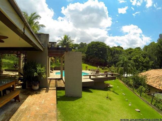 Casa de luxo em condomínio no Gramado, Campinas SP: 4 suítes, 4 salas, 7 banheiros, local para vário