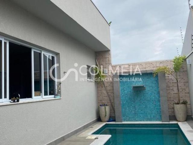 Casa de luxo em condomínio no Jardim Residencial Dona Lucilla, Indaiatuba SP: 4 quartos, 2 suítes, 2