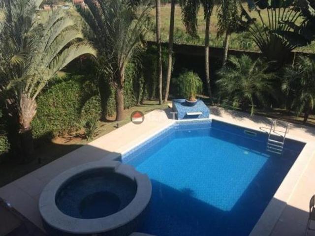 Casa de luxo em condomínio no Lago Azul Aracoiaba da Serra SP: 4 quartos, 4 suítes, 3 salas, 6 banhe