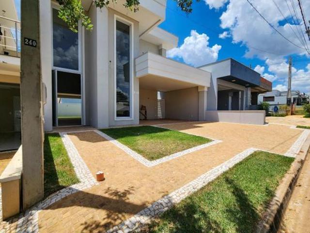 Casa de Luxo em Condomínio no Parque Olívio Franceschini, Hortolândia SP: 3 quartos, 3 suítes, 3 sal