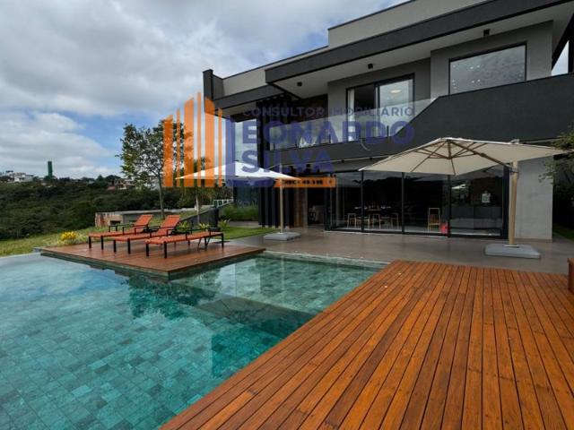 Casa de Luxo em Condomínio Reserva Ibirapitanga, Santa Isabel SP